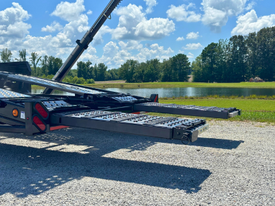 7 Car Stack Custom Hauler - Wally-Mo Inc.